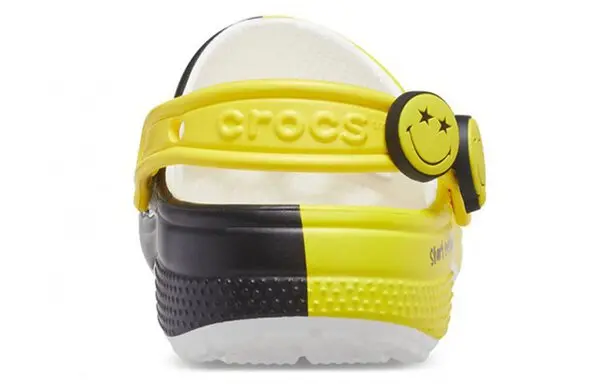 CROCS X Classic Crossover Clogs