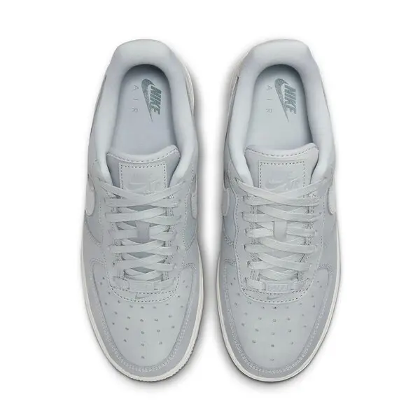 Nike Force 1 Premium Sneakers