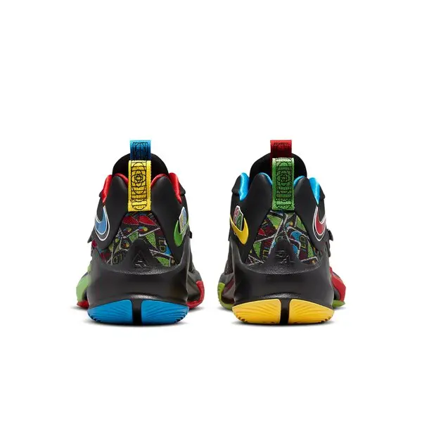 Nike X Uno Zoom Freak 3 '50th Anniversary' Sneakers