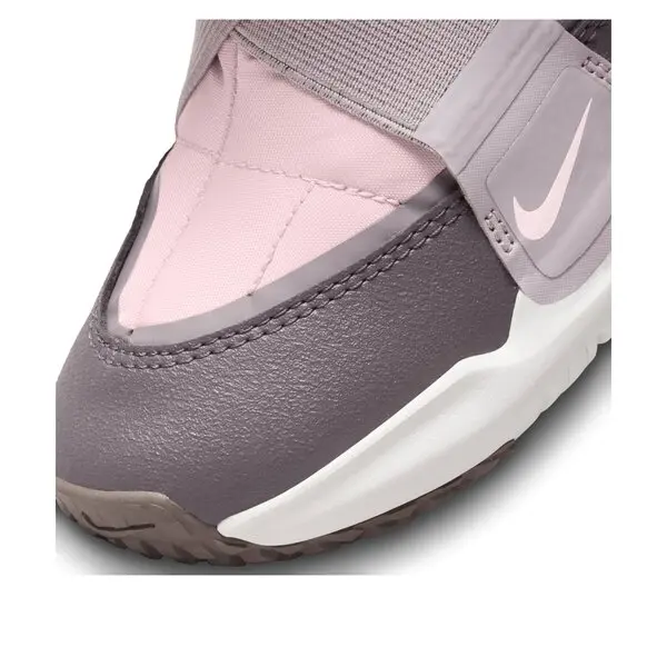 Nike Flex Advance Boot