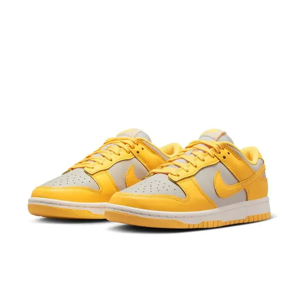 Nike Dunk Low Citron Pulse Sneakers - Yellow
