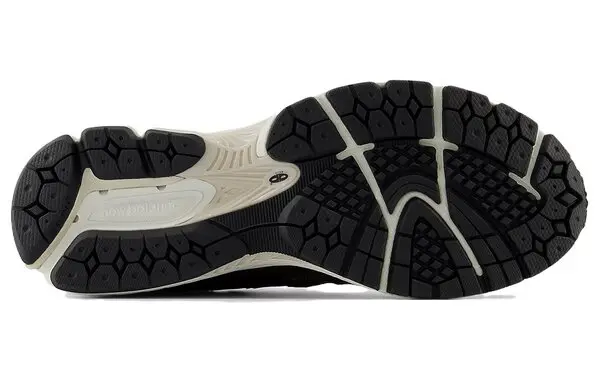 NEW BALANCE 2002r Gore-tex Sneakers - Black Coffee/sandstone/stoneware