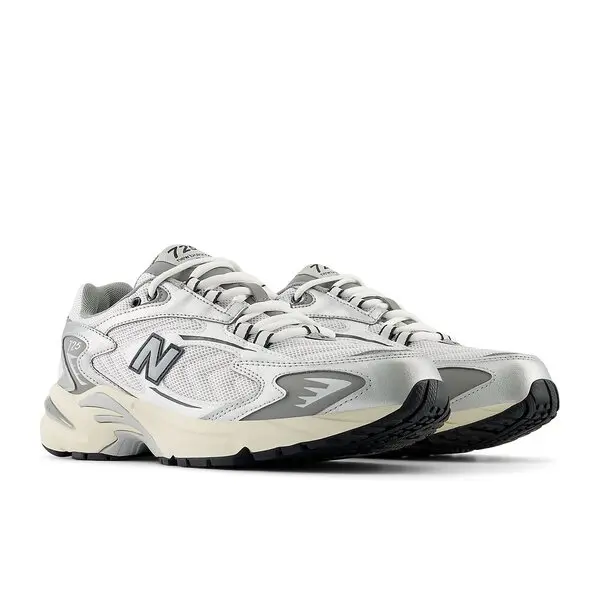 NEW BALANCE 725 Athletic Sneakers - White/silver