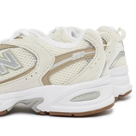 NEW BALANCE 530 Sneakers - White/beige