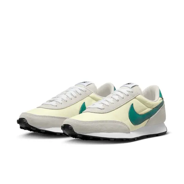Nike Daybreak Sneakers - Green