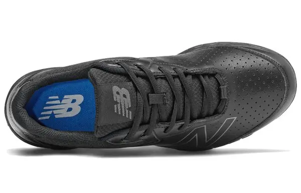 NEW BALANCE Fresh Foam 950v3 Field Sneakers