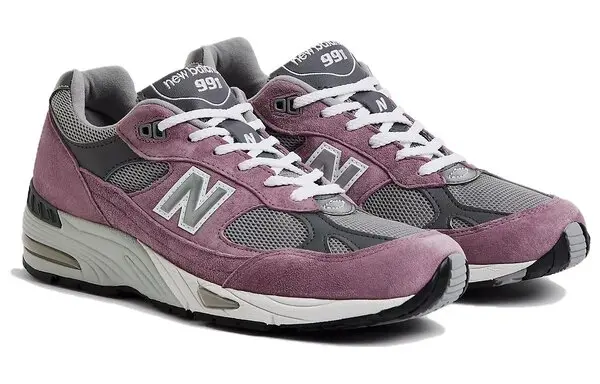 NEW BALANCE 991 Made In England Sneakers - Pink/grey