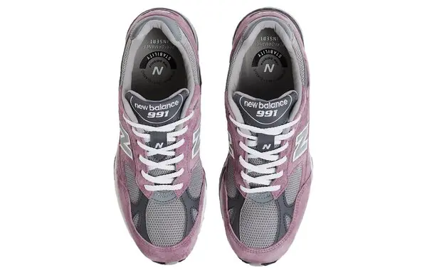 NEW BALANCE 991 Made In England Sneakers - Pink/grey