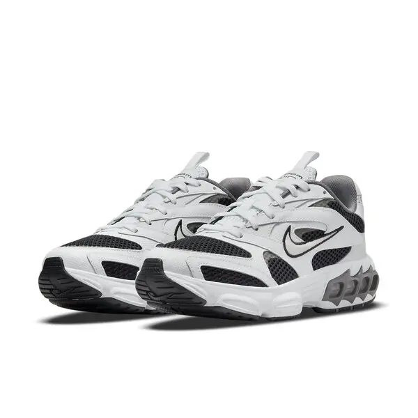 Nike Zoom Air Fire Low-top Sneakers - White/black