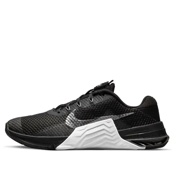Nike Metcon Athletic Sneakers - Black/white
