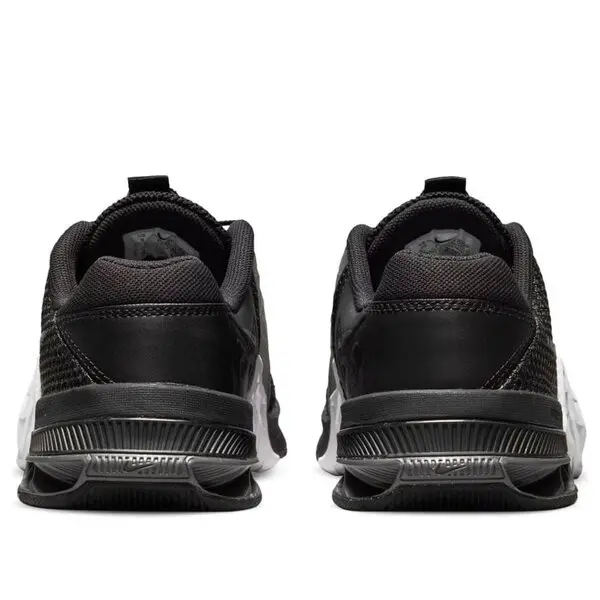 Nike Metcon Athletic Sneakers - Black/white