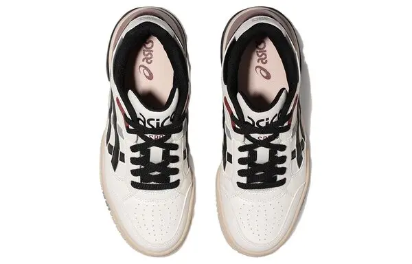 Asics Gel-spotlyte Low Top Sneakers - White/black