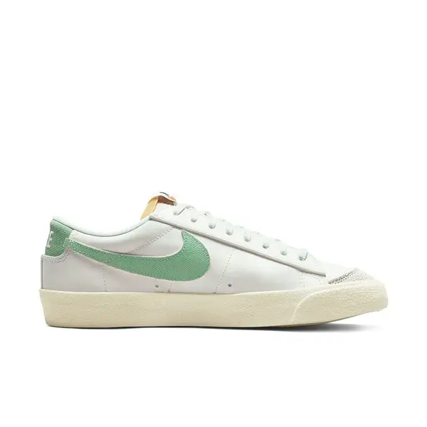 Nike Blazer Low '77 Premium 'certified Fresh' Sneakers