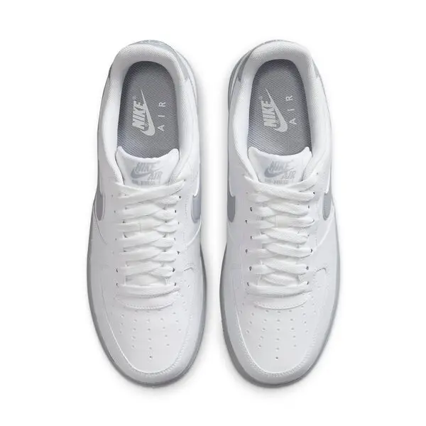 Nike Force 1 '07 Low Top Sneakers