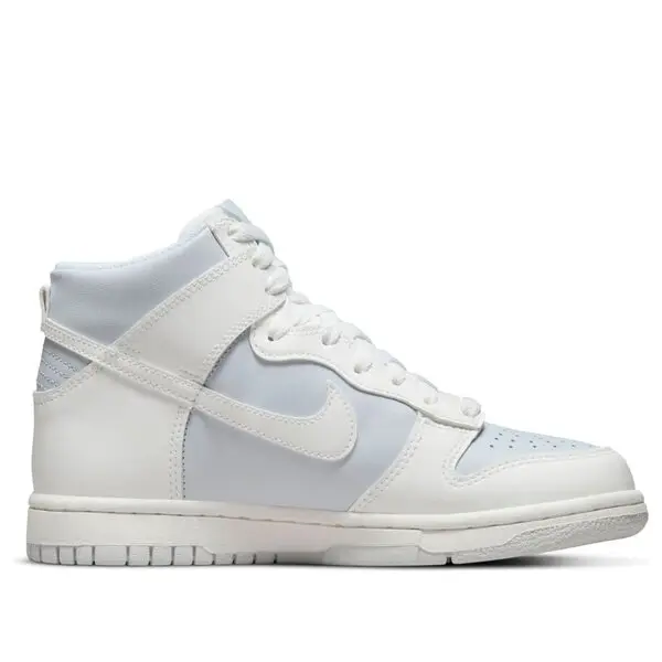 Nike Dunk High Sneakers