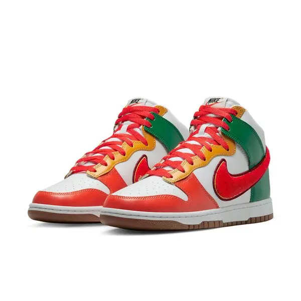 Nike Dunk High "chenille Swoosh" Sneakers