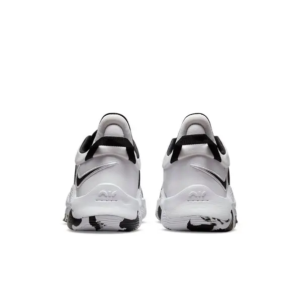 Nike Pg Tb Basketball Sneakers
