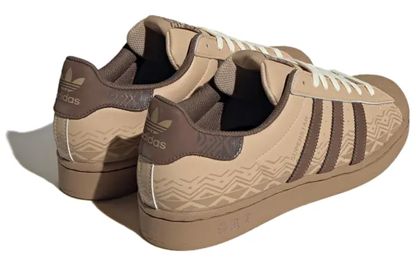 Adidas Originals Superstar Low Top Sneakers - Magic Beige/cargo Brown