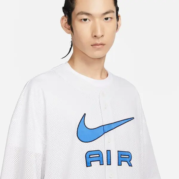 Nike Graphic T-shirt