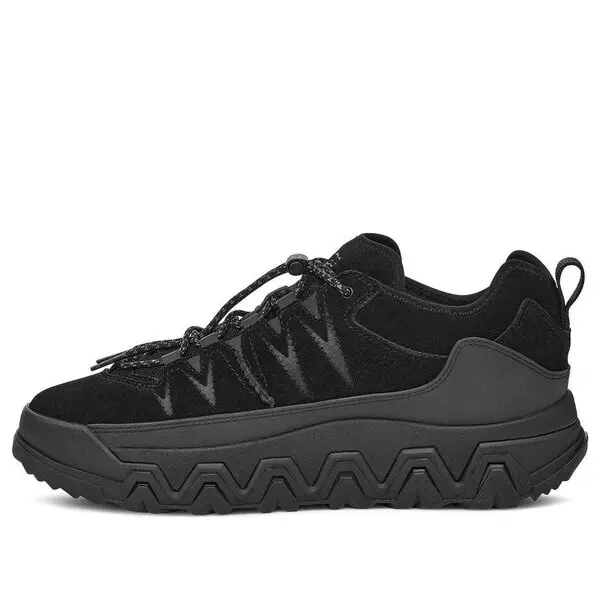 UGG Captrail Low Sneakers