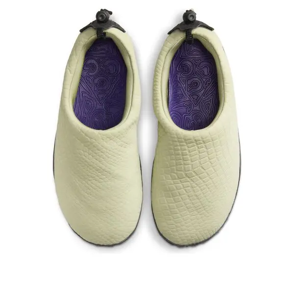 Nike Moc Premium Slip-on