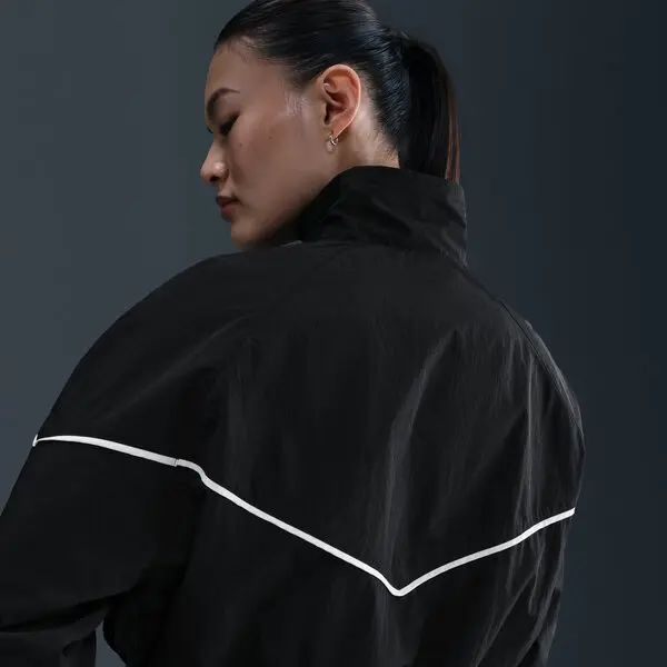 Nike Windrunner Oversized Woven Jacket