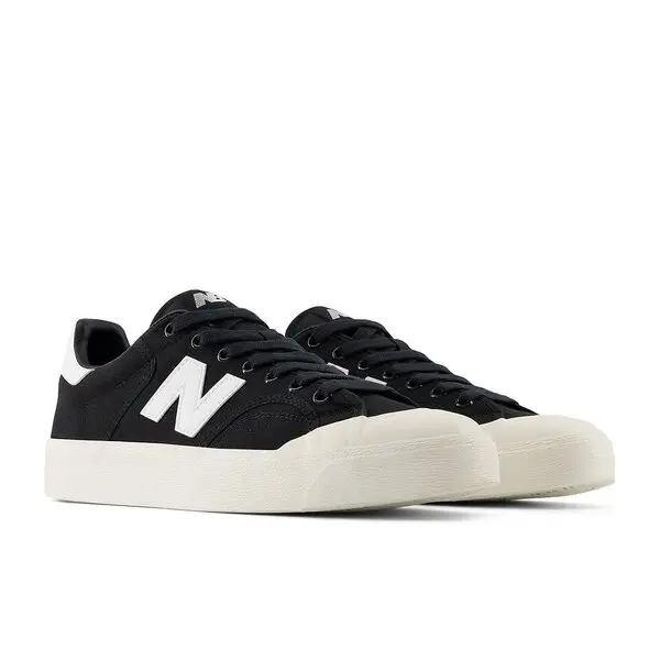 NEW BALANCE Bb100cvb Sneakers - Black/white