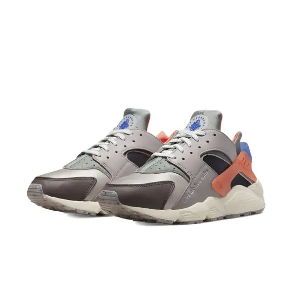 Nike Huarache Premium Sneakers - Gray/white/brown