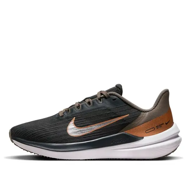 Nike Zoom Winflo 9 Running Shoes - Black/brown