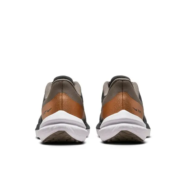 Nike Zoom Winflo 9 Running Shoes - Black/brown