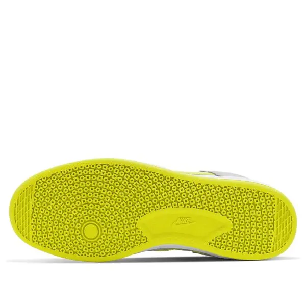Nike Alleyoop Sb Sneakers - Yellow