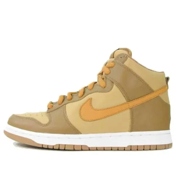 Nike Dunk High Le Sneakers - Default Color