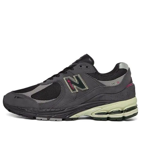 NEW BALANCE 2002r Sneakers - Gray/black