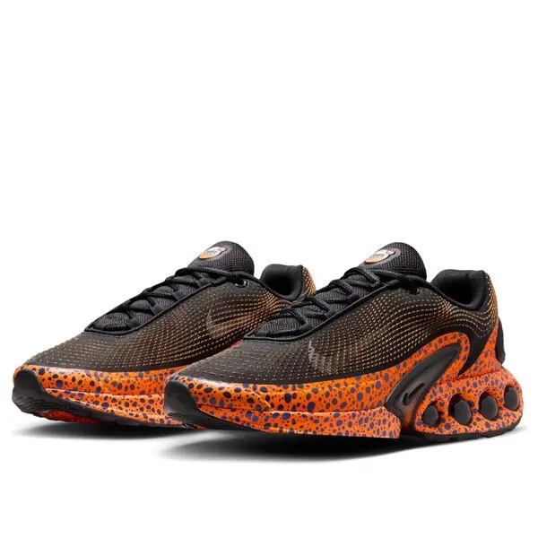 Nike Max Dn Sneakers - Total Orange/black