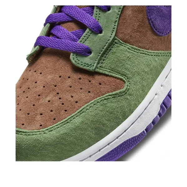Nike Dunk Low Sp Retro "veneer" Sneakers
