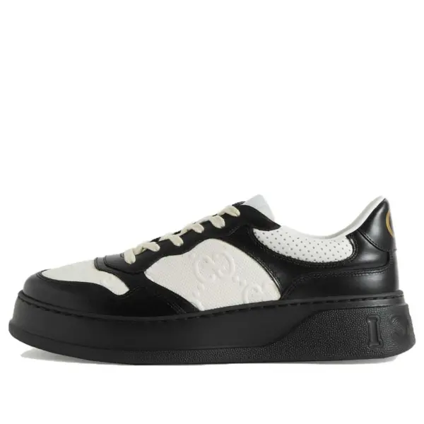 Gucci Gg Embossed Sneakers - White/black