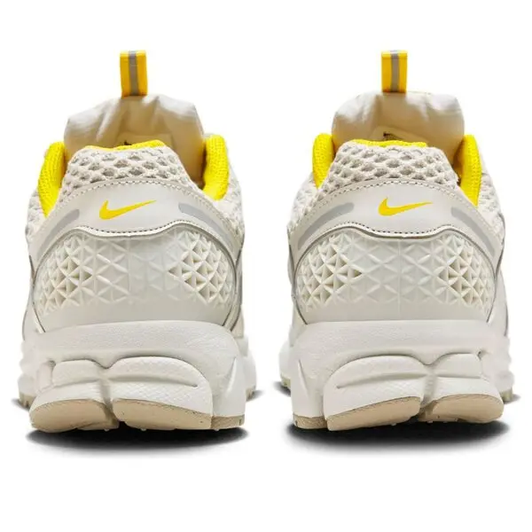 Nike Zoom Vomero Sneakers - Beige/light Bone