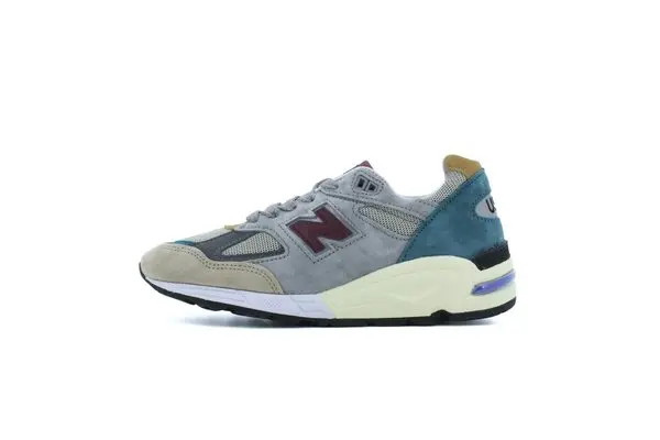 NEW BALANCE 990v2 Made In Usa Sneakers - Khaki/gray/green