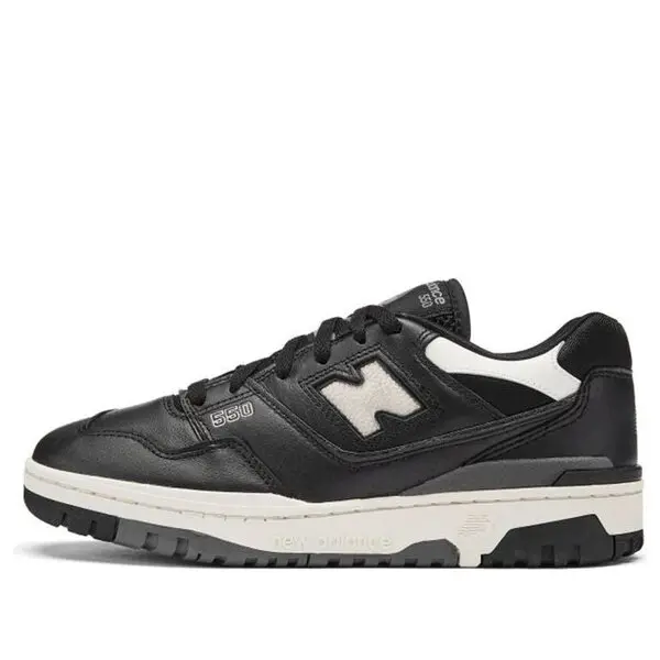 NEW BALANCE 550 Low Top Sneakers - Black/cream