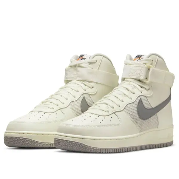 Nike Force 1 High '07 Lv8 Sneakers - Cream/grey