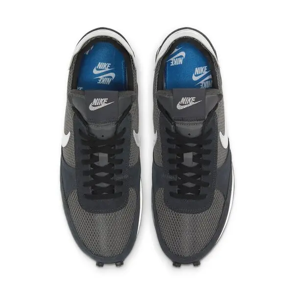 Nike Daybreak-type Sneakers - Gray/black/silver