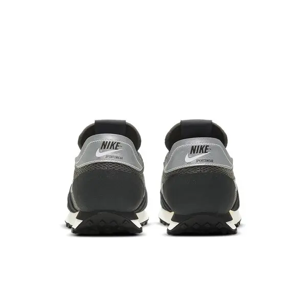 Nike Daybreak-type Sneakers - Gray/black/silver