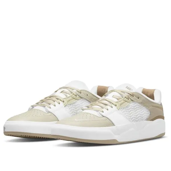 Nike Ishod Wair Sneakers
