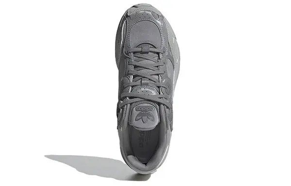 Adidas Astir Low Top Sneakers