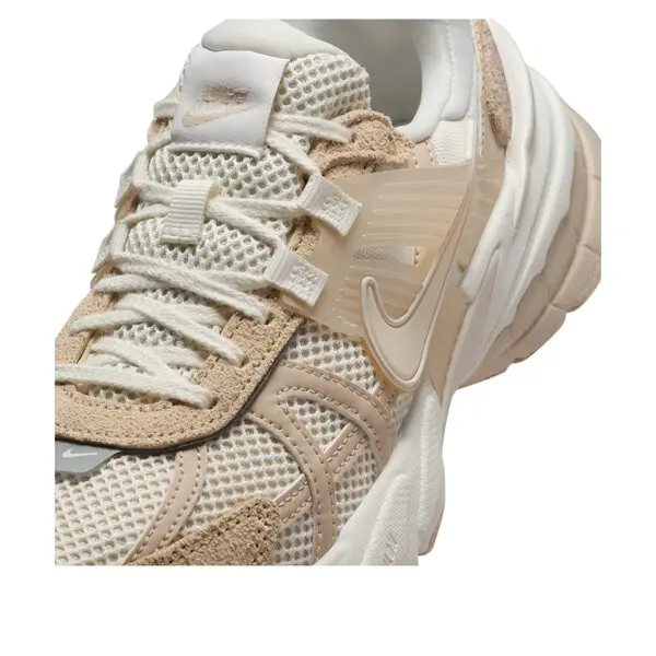 Nike V2k Run "sail Sanddrift" Sneakers - Sail/sanddrift/phantom