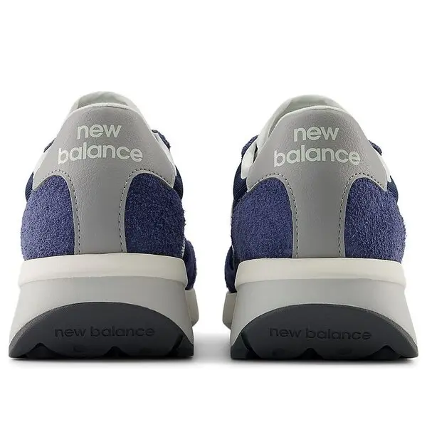 NEW BALANCE 370 Athletic Sneakers - Navy/white