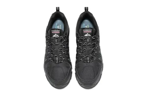 Sketchers Terrabite Sneakers