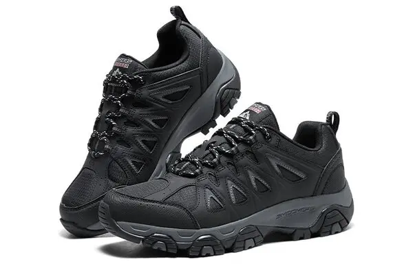 Sketchers Terrabite Sneakers