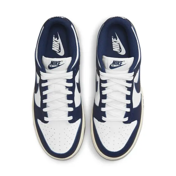 Nike Dunk Low Vintage Navy Sneakers - Blue/white