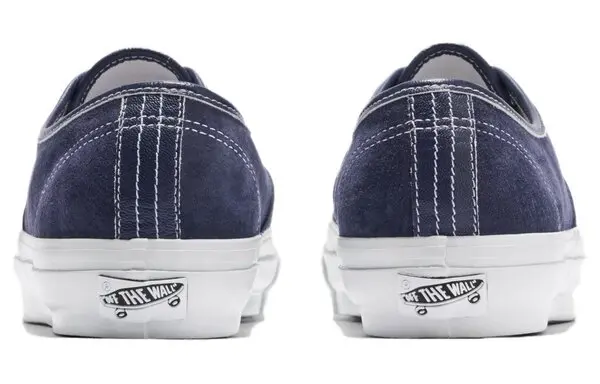 VANS Authentic 44 Sneakers - Navy/white